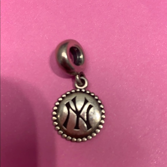 Pandora | Jewelry | Pandora Ny Yankee Charm | Poshmark